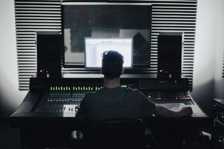 How to Master Ambient Sound in Film: Pro Audio Guide